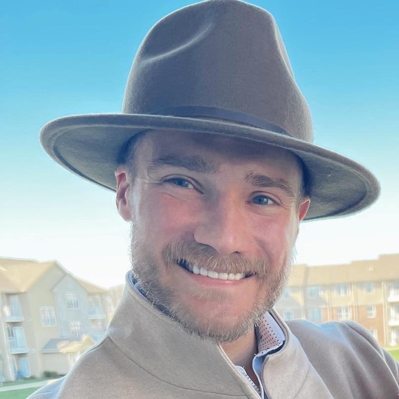 Connor's Closet (@conjones20) | Poshmark